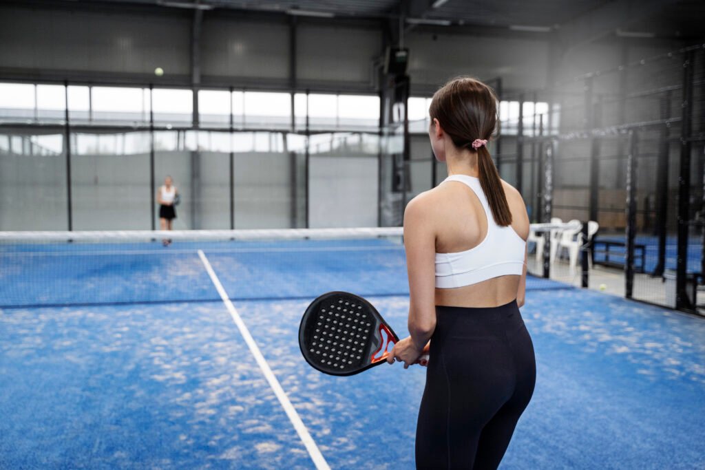 Padel vs Pickleball: Olahraga Raket Viral yang Populer di Kalangan ...